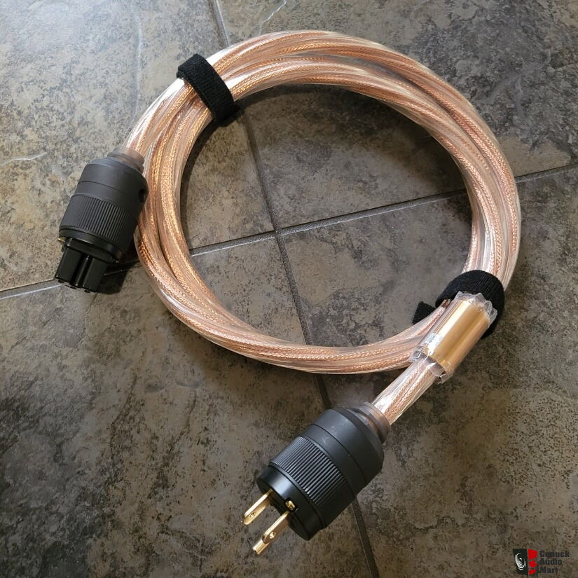 iFi Nova Power cable - Used Dealer Ad - Canuck Audio Mart