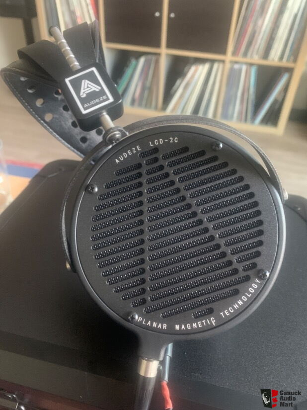 Audeze LCD-2 Classic Planar Magnetic Headphones with Travel Case Photo ...