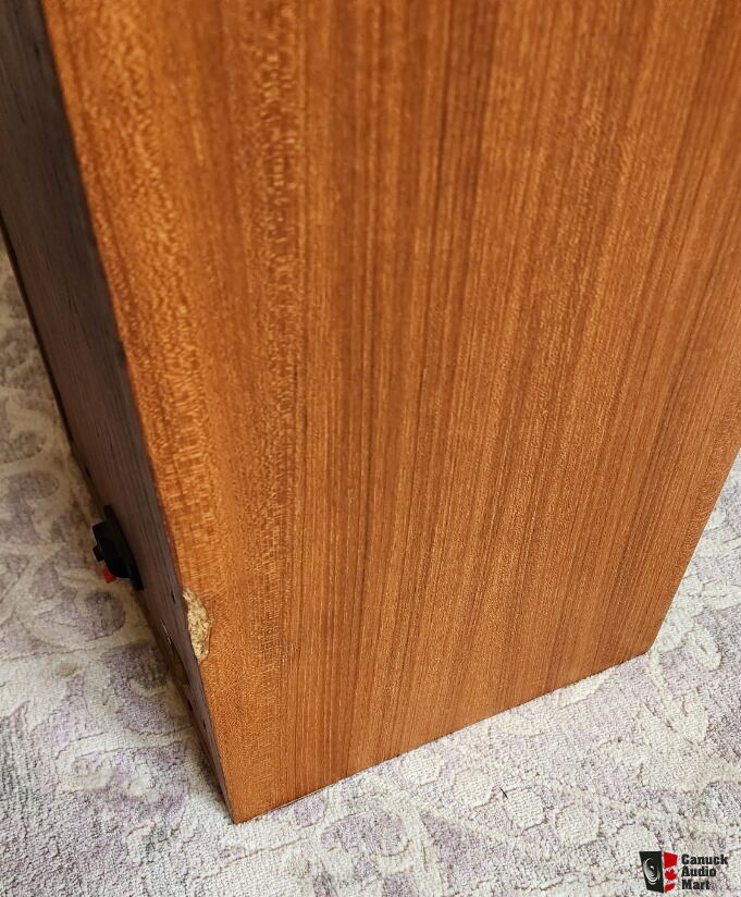 Vintage Philips 22GL562 Speakers Photo #4708043 - US Audio Mart
