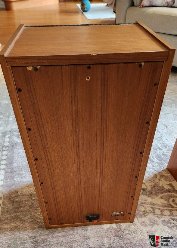 Vintage Philips 22GL562 Speakers Photo #4708043 - US Audio Mart