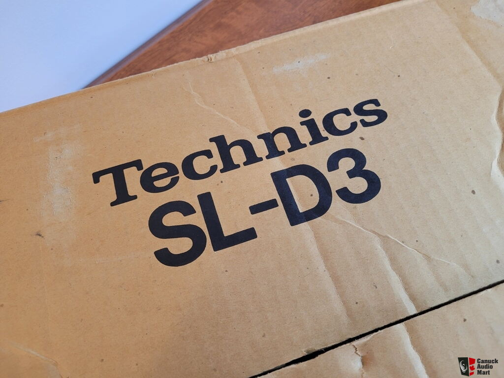 Beautiful Technics SL-D3 (1980) Photo #4727624 - Canuck Audio Mart