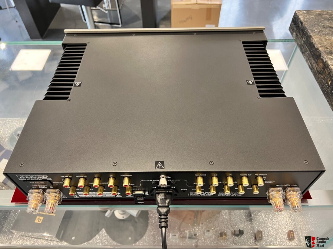 Bryston B135 Cubed Integrated Amplifier Photo #4729325 - UK Audio Mart