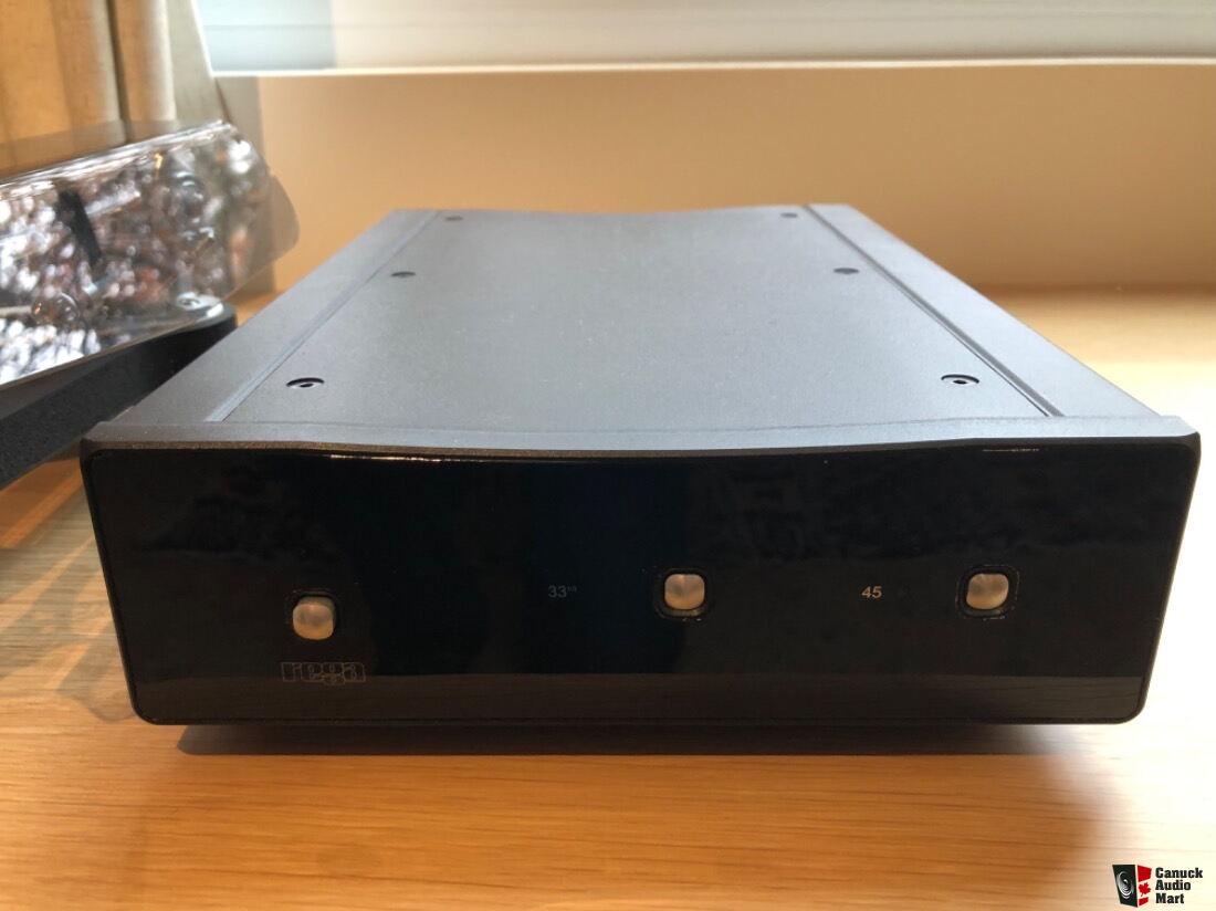 Rega Planar 10 P10- almost new out of the box Photo #4738247 - Canuck ...