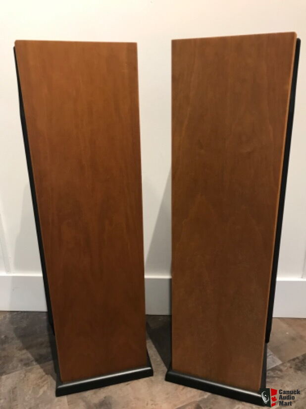 Monitor Audio Silver 8I Floor Standing Speakers Photo #4739457 - Canuck ...