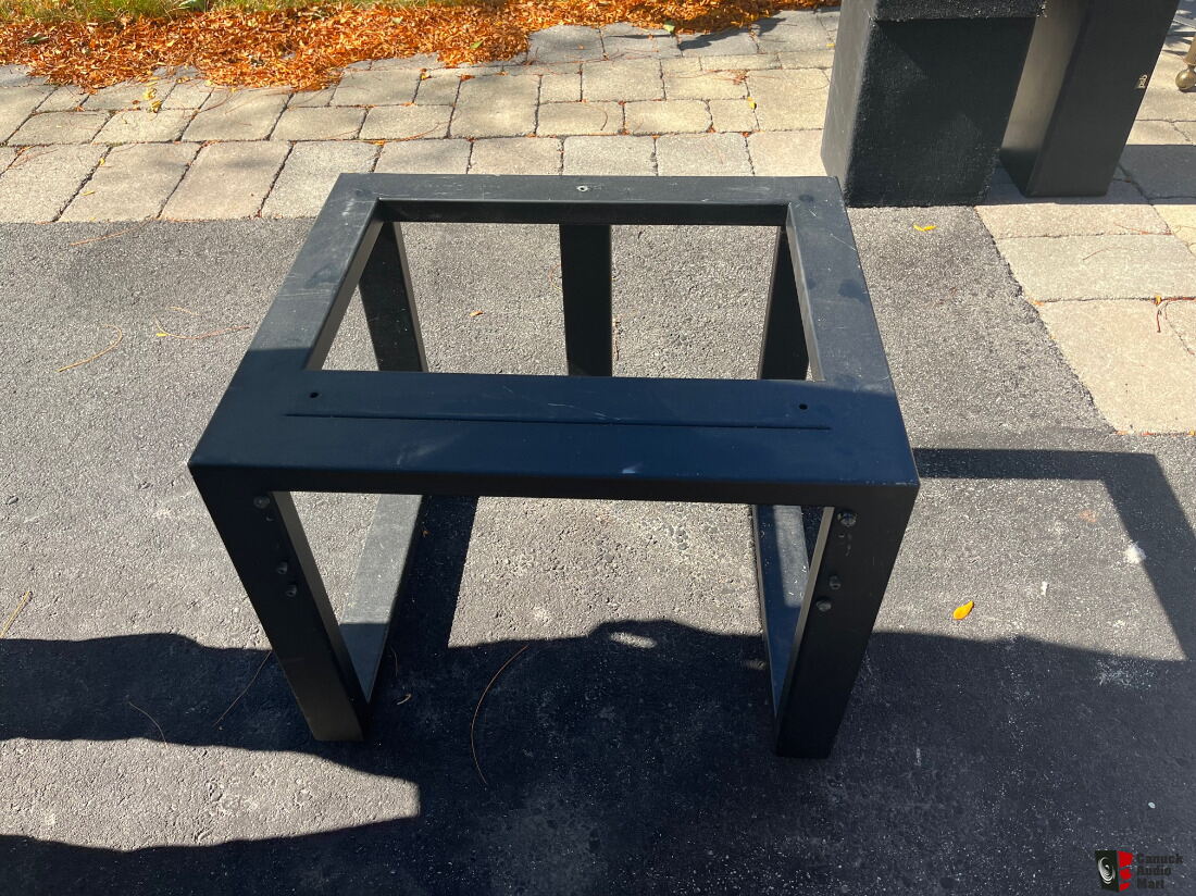 Goldmund reference turntable base stand-sale pending Photo #4745689 ...