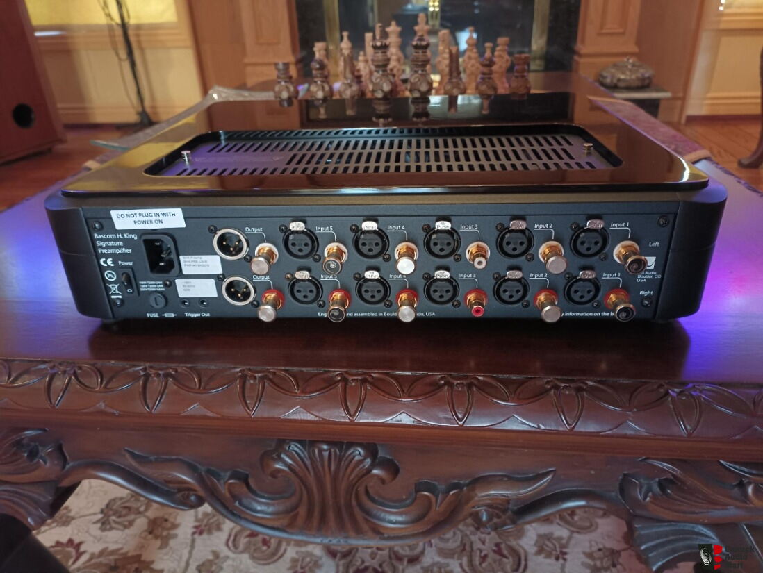 PS Audio BHK Signature Preamplifier Black (also selling the matching PS ...