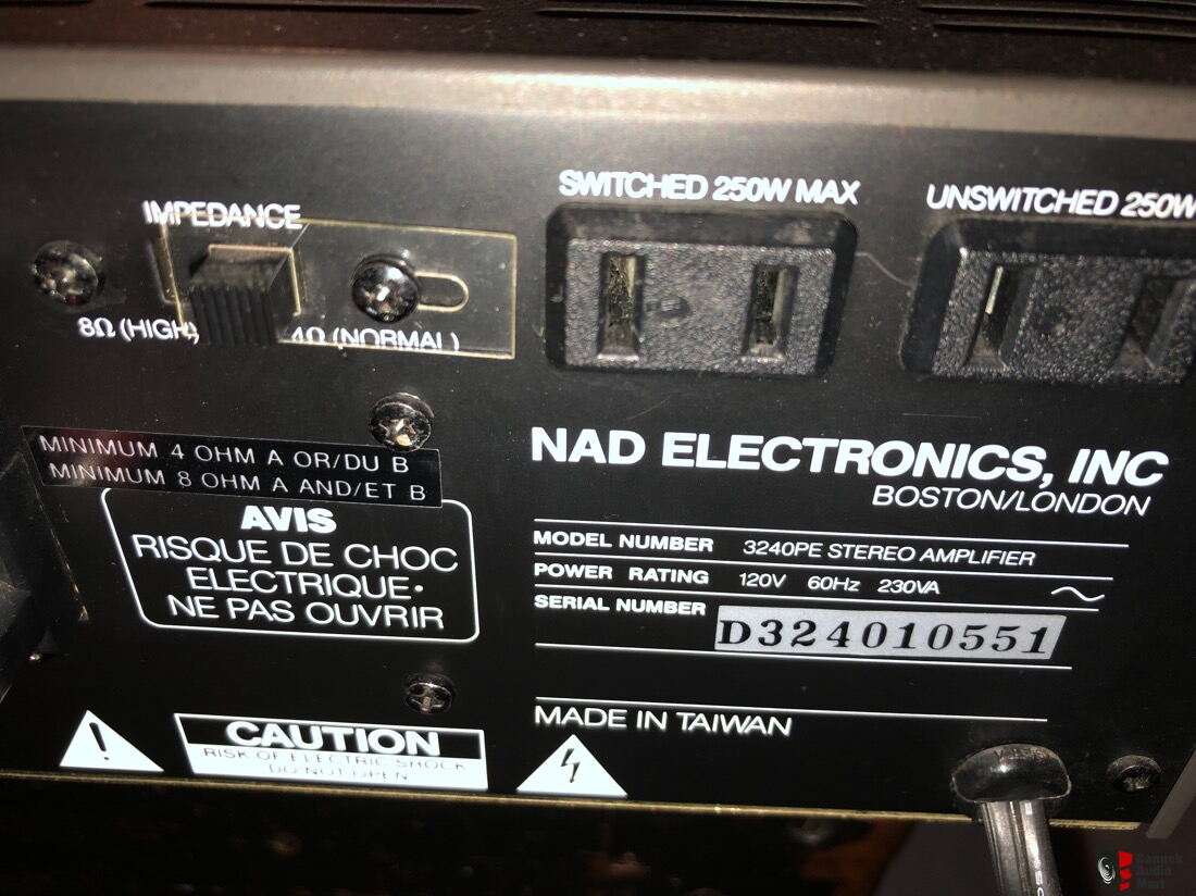nad-3240pe-integrated-amplifier-photo-4754148-canuck-audio-mart