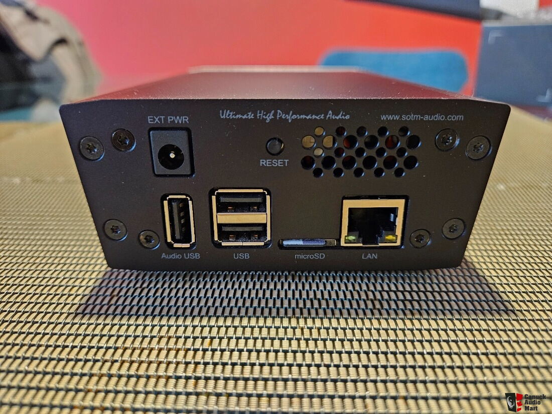 SOtM SMS 200 Network Audio Player and Streamer Photo #4756706 - Canuck ...