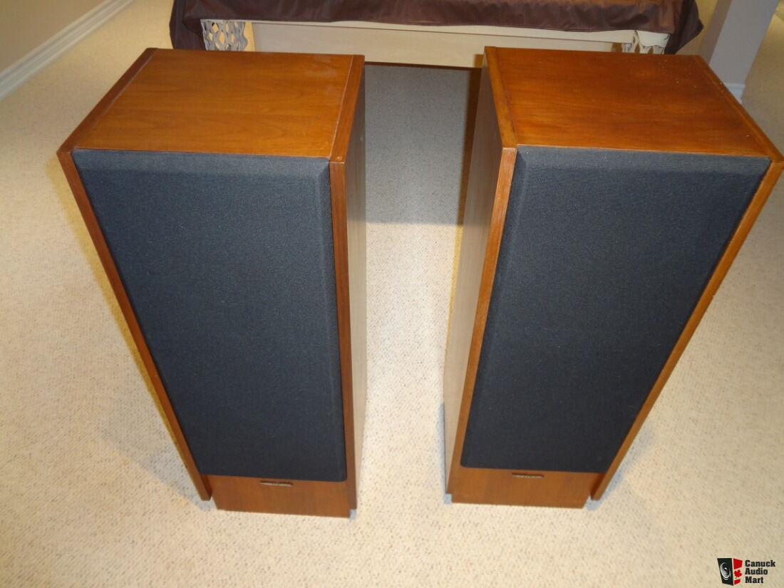 Optimus T100 Tower Speakers Photo #4758588 - Canuck Audio Mart
