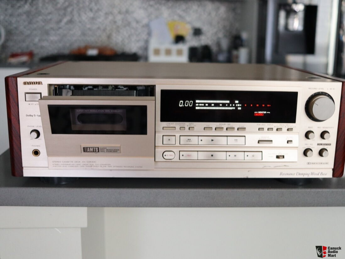 AIWA XK-S 9000 In very good working condition with beautiful real zebra ...