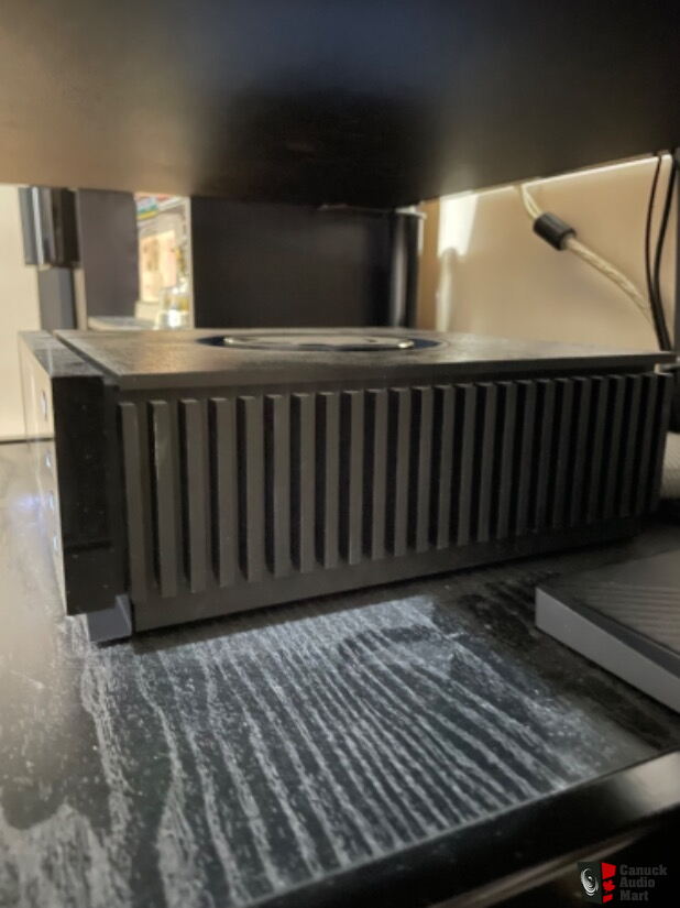Naim Atom