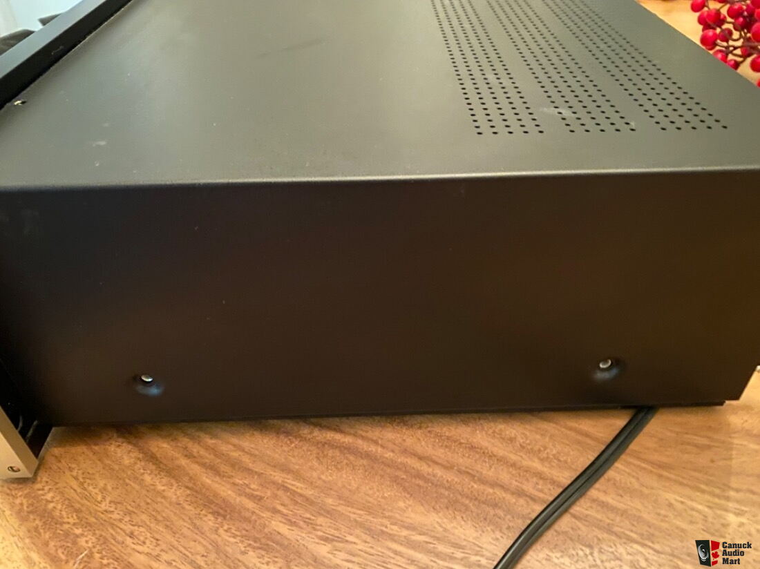 McIntosh MR 7083 Photo #4773464 - Canuck Audio Mart