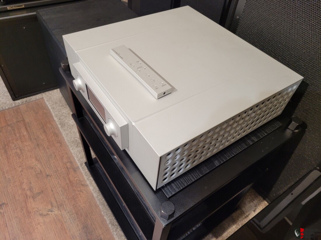Constellation Audio Inspiration 1.0 Integrated Amp: Excellent Trade-In ...