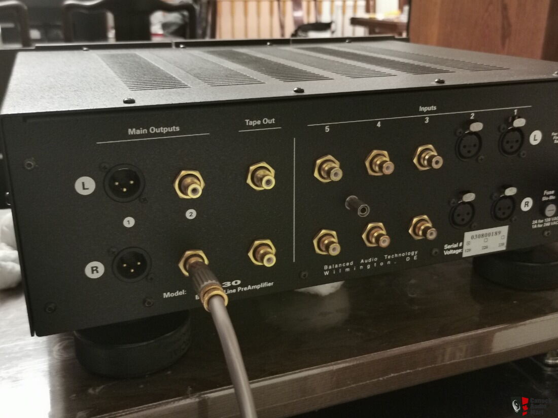 BAT VK 30 SE Line Stage with Remote (Factory Upgraded) $3395