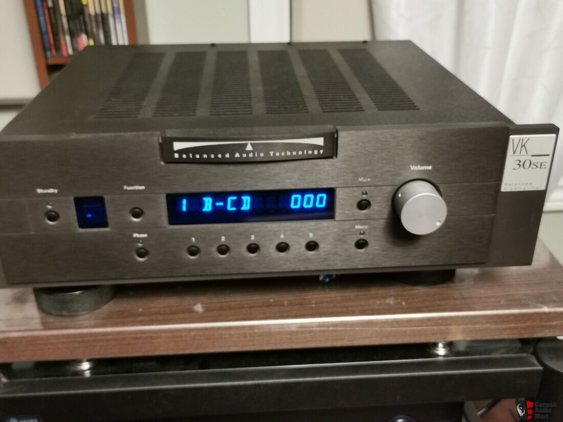 BAT VK 30 SE Line Stage with Remote (Factory Upgraded) $3395 Photo ...