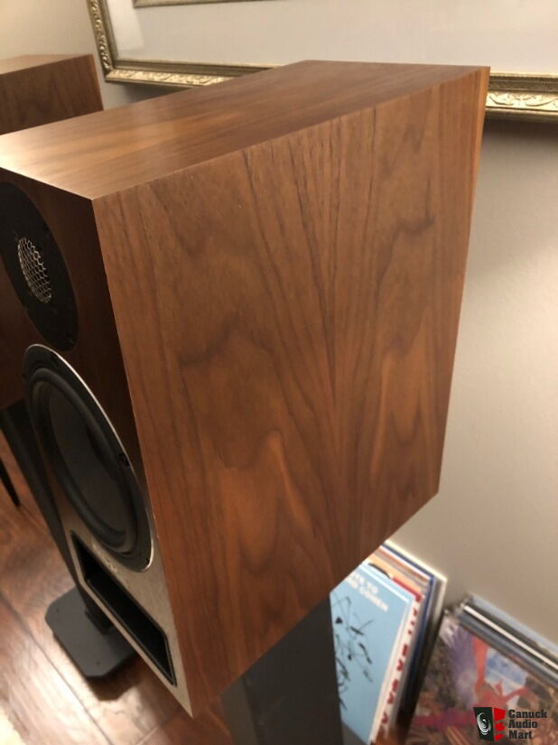 PMC Twenty5 22 Standmount speakers Photo #4786727 - US Audio Mart
