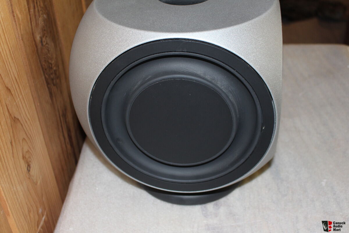 Beolab 2 Subwoofer (120v US/Canada Version) Photo #4787257 - Canuck ...