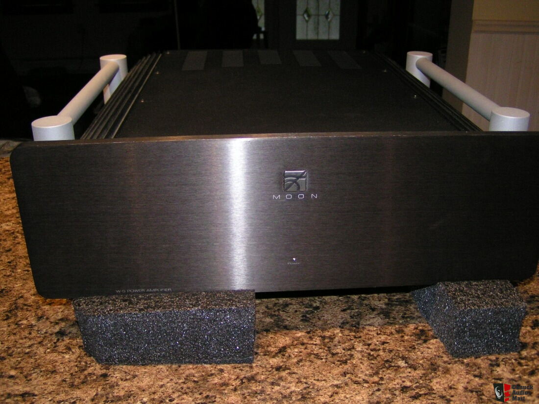 Amp MOON W5 Photo #4787814 - Canuck Audio Mart