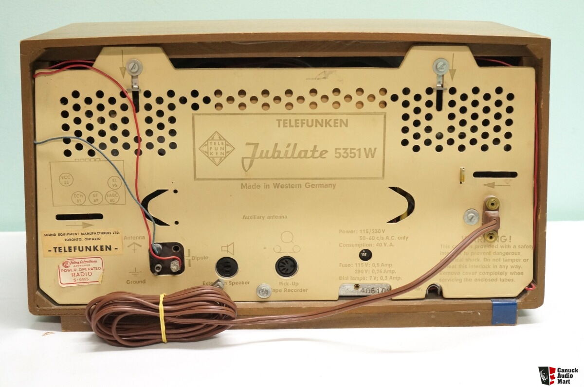 Vintage Telefunken Jubilate tubed radio - Made in West Germany Photo ...
