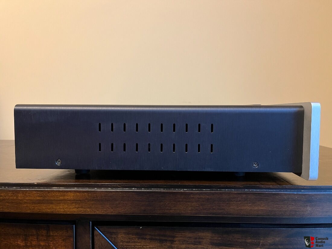 Classe CD/DVD1 player Photo #4794243 - Canuck Audio Mart