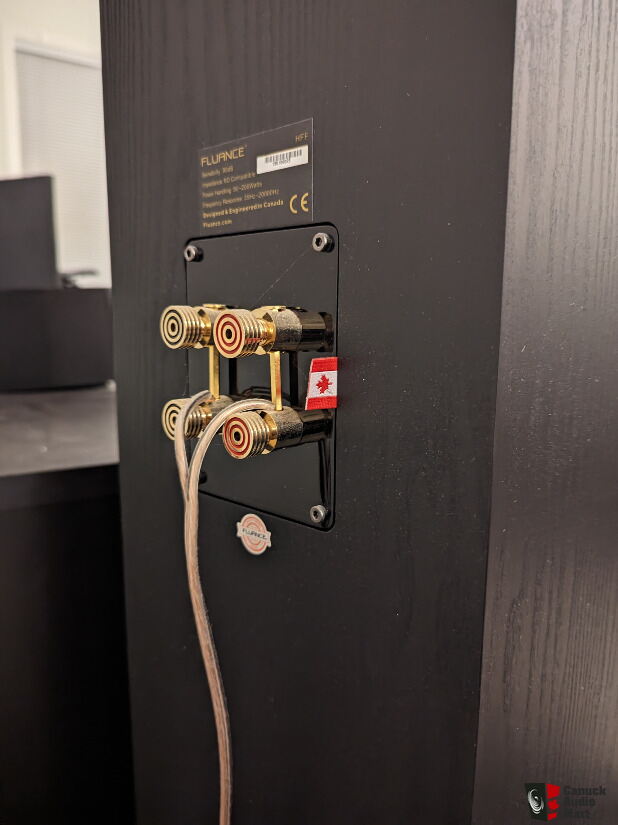 Fluance Signature HiFi 3-Way Floorstanding Speakers Photo #4795030 ...