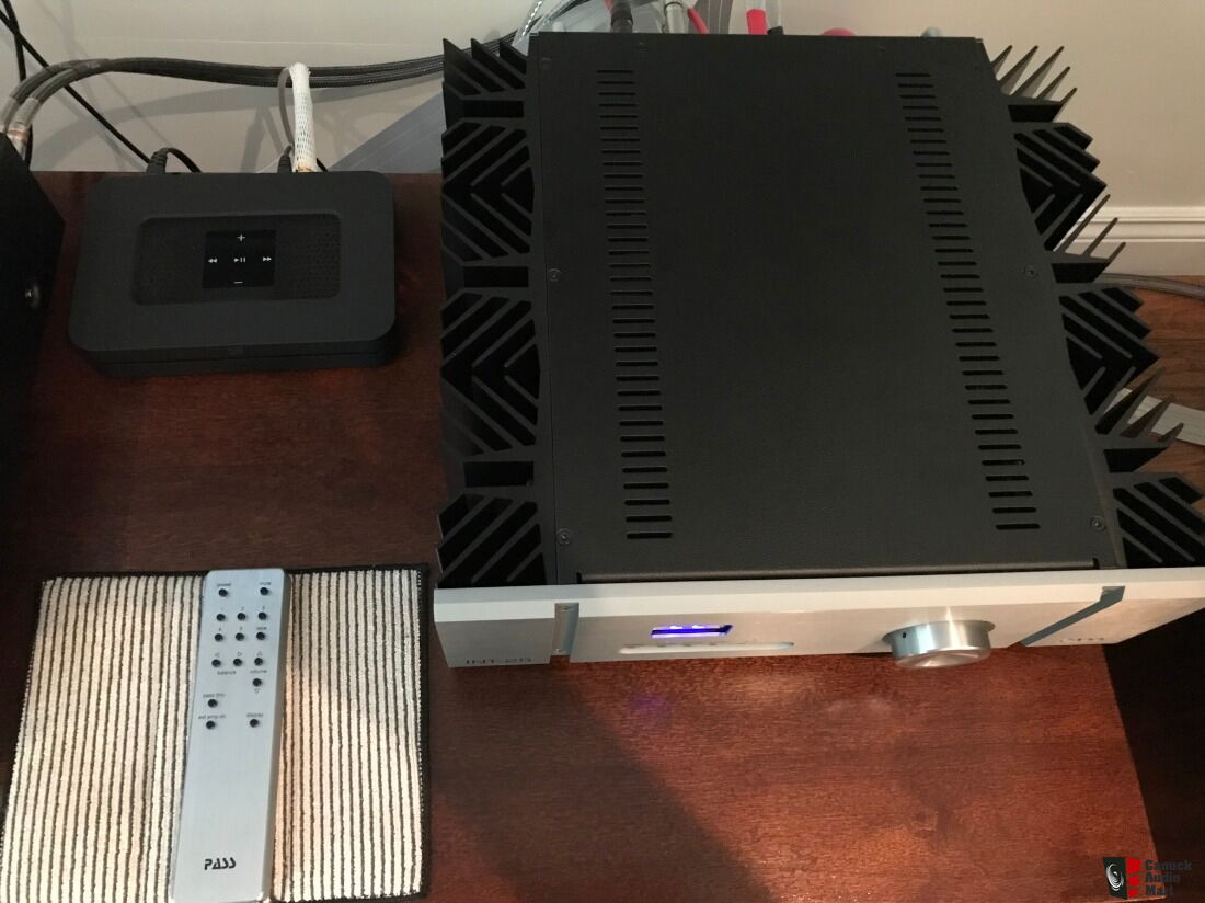 PASS Labs INT-25 Photo #4797851 - Canuck Audio Mart