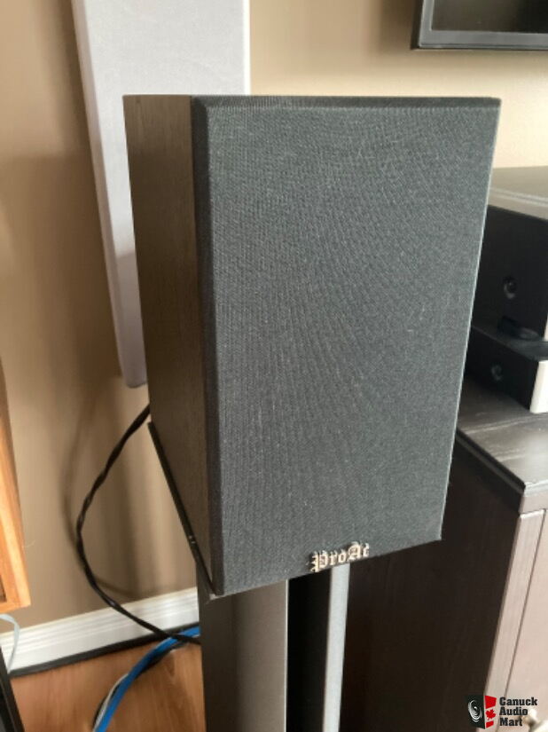 Proac super tablette includes hi quality stands // Looking for high ...