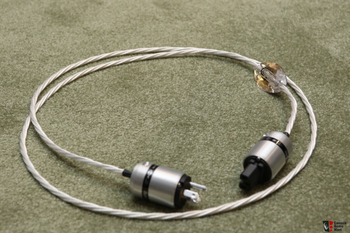 Crystal Cable 1.5M Future Dream power cord Photo #4804143 - Canuck ...