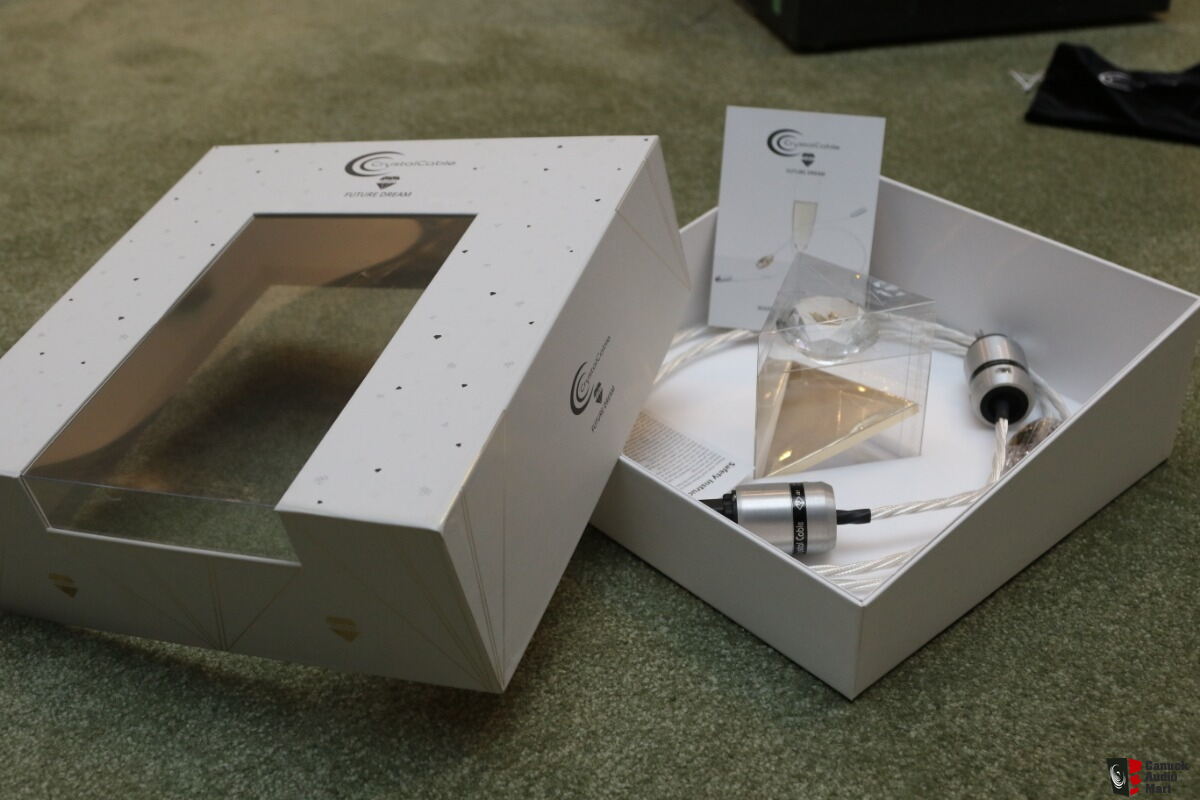 Crystal Cable 1.5M Future Dream power cord Photo #4804143 - Canuck ...