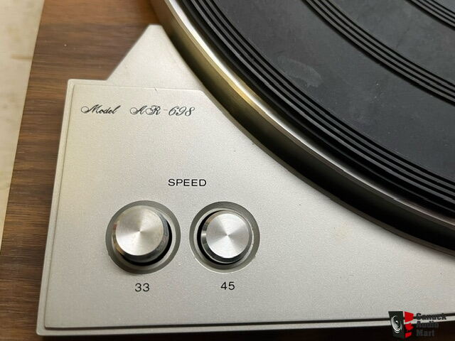 Canadian Audio Research AR698 Turntable Photo #4806390 - US Audio Mart