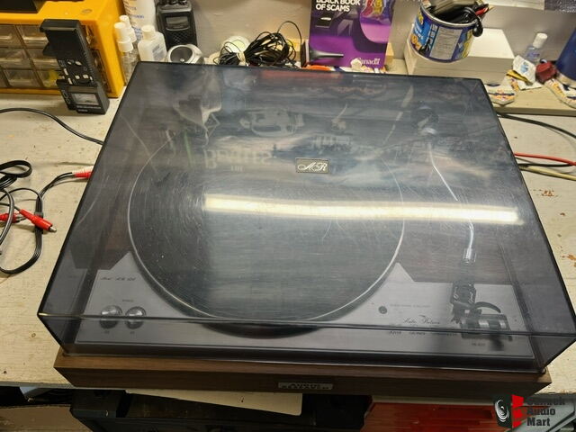 Canadian Audio Research AR698 Turntable Photo #4806390 - US Audio Mart