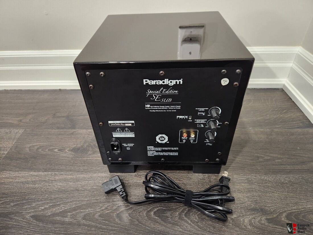 Paradigm Special Edition (SE) 10" 900W Gloss Black Sealed Subwoofer ...