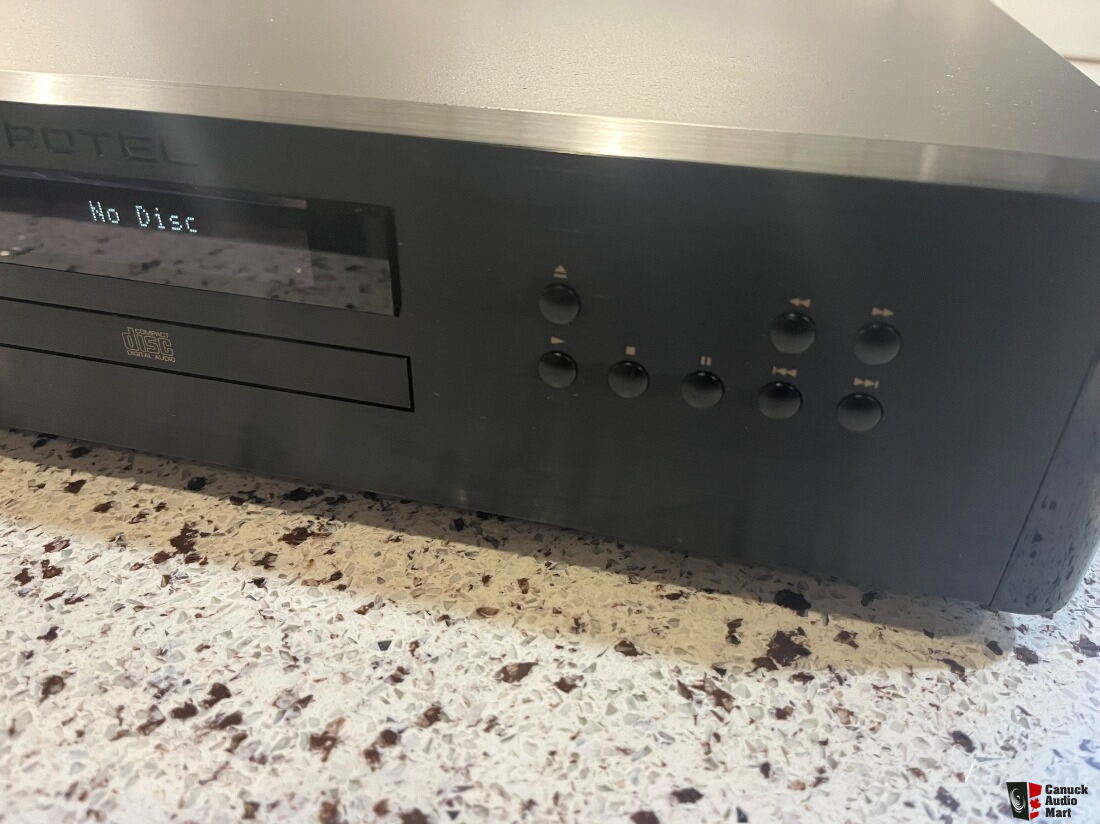 Rotel RCD-1572mkII Photo #4812149 - Canuck Audio Mart