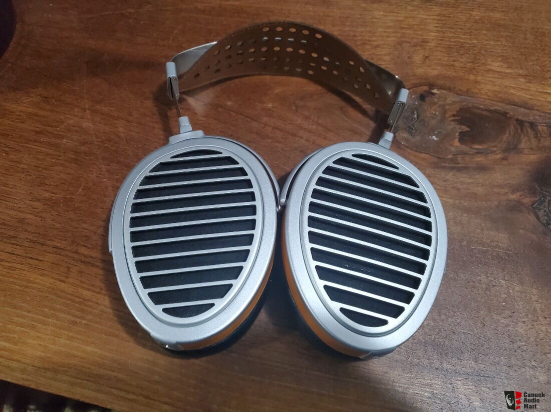 HiFiMAN HE-1000 (HEK) V2 dead mint! Photo #4819265 - Canuck Audio Mart