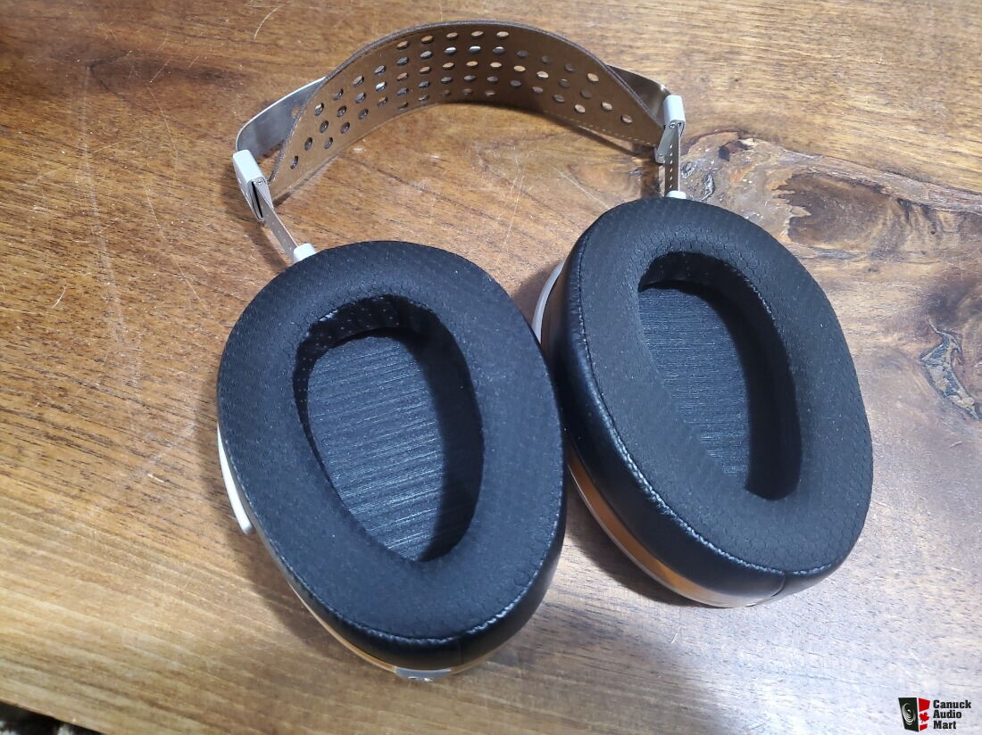 HiFiMAN HE-1000 (HEK) V2 dead mint! Photo #4819265 - Canuck Audio Mart