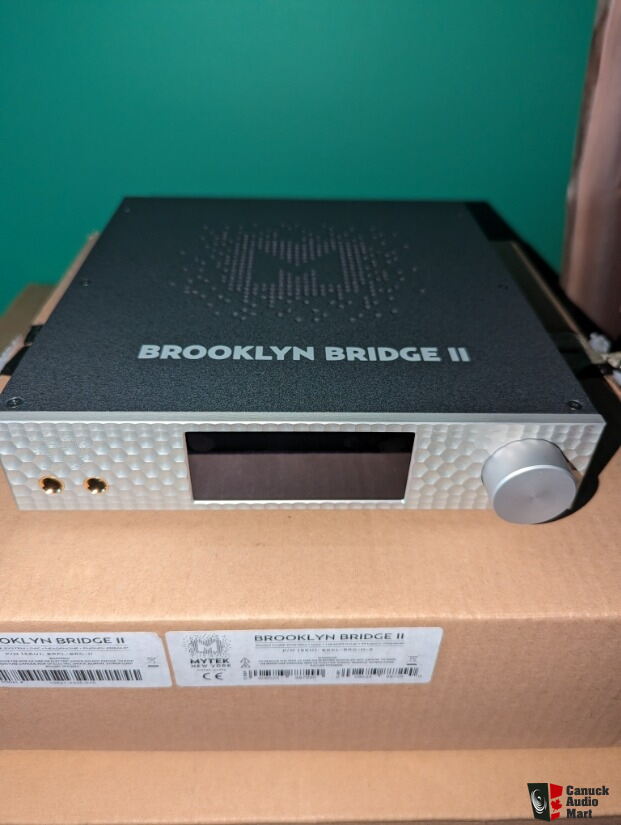 Mytek Brooklyn Bridge 2...mint..only 2 weeks old...$3950 firm Photo ...