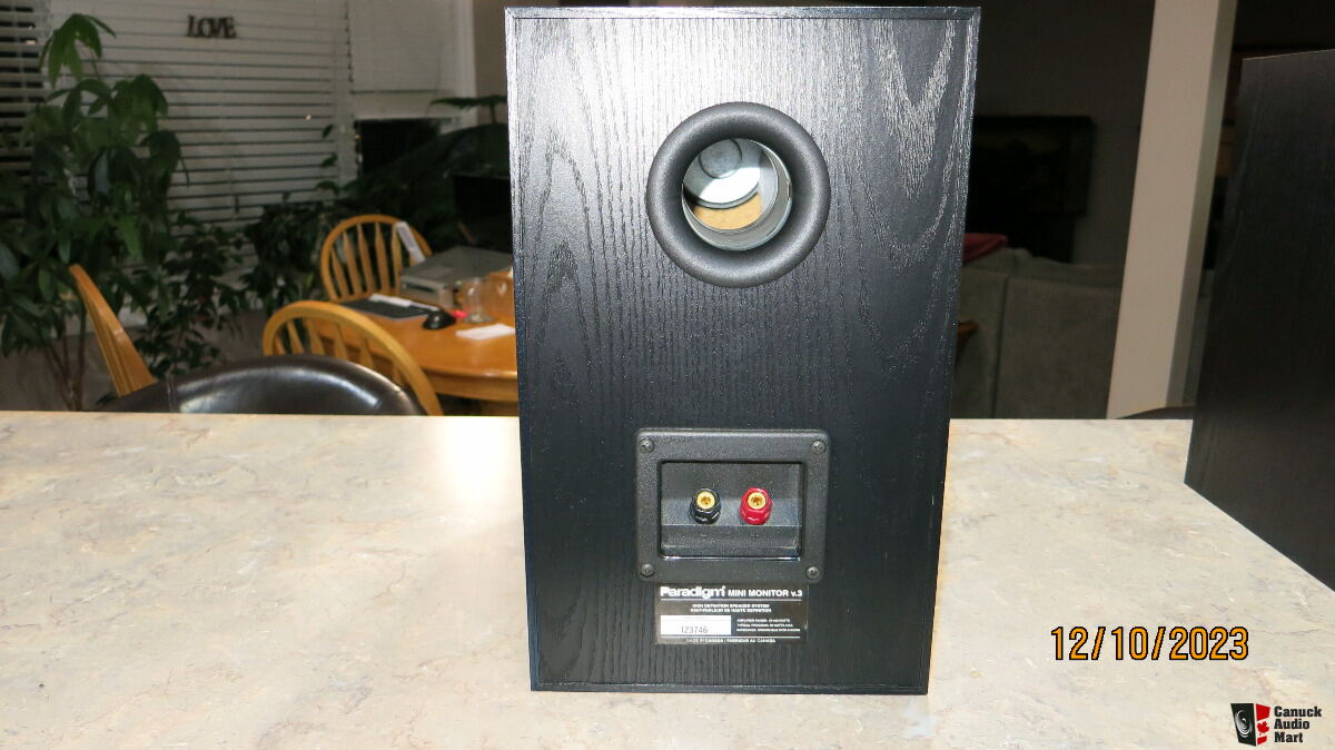 Paradigm Mini Monitor v3 Photo #4824252 - Canuck Audio Mart