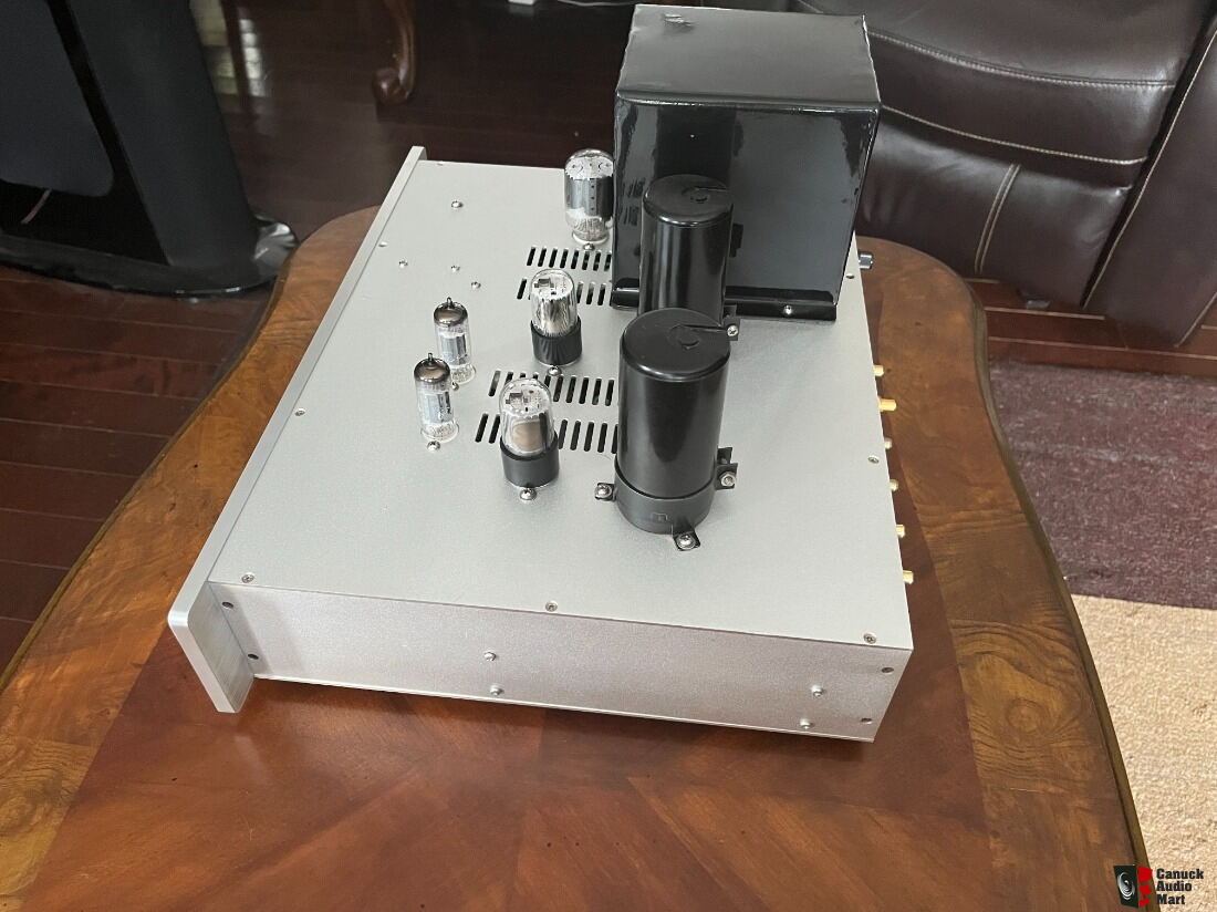 McAlister PL-10 preamplifier Photo #4825427 - Canuck Audio Mart