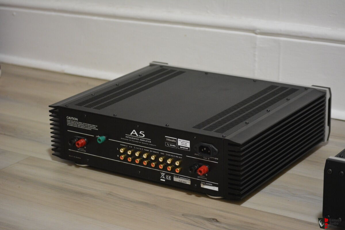 Musical Fidelity A5 Integrated amplifier with A5 Tube CD player