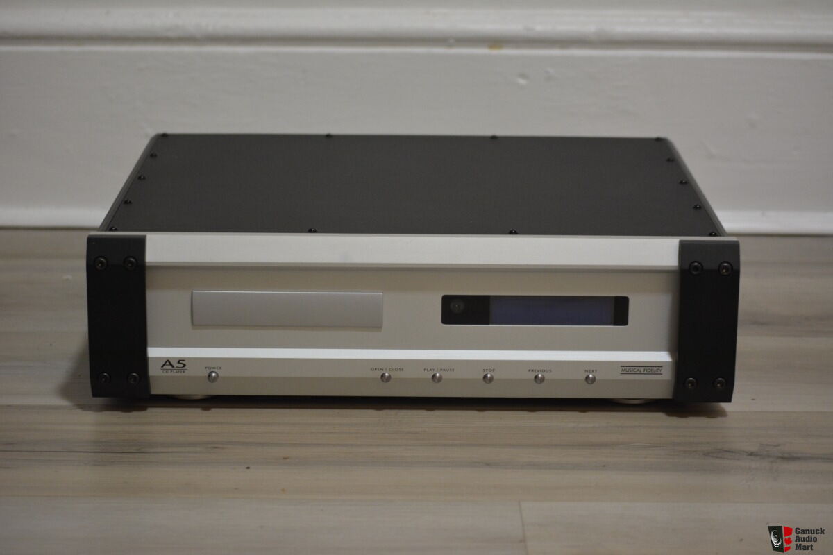 Musical Fidelity A5 Integrated amplifier with A5 Tube CD player