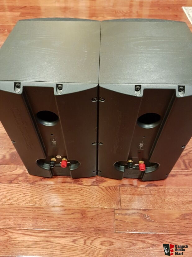 Paradigm Titans V3 Photo #4834691 - Canuck Audio Mart