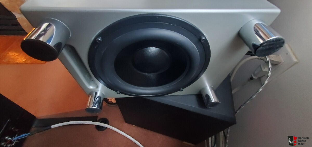 Monitor Audio Radius 360 powered subwoofer Photo #4835284 - Canuck ...