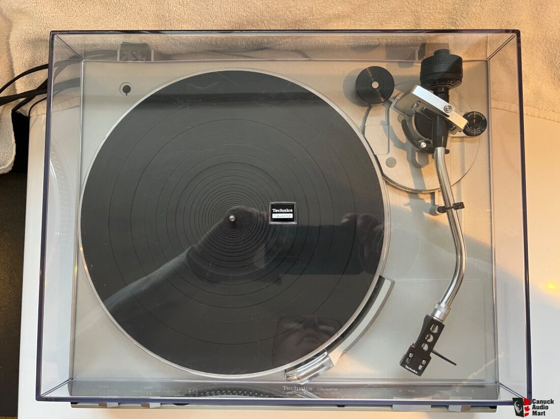 Technics SL-5200 Direct Drive Automatic Turntable System Pickering CART ...