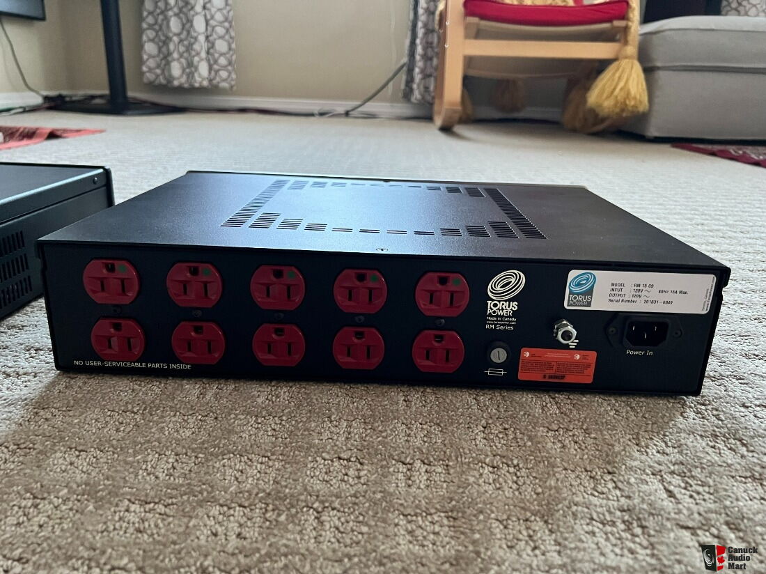 Torus RM 15 Power Conditioner (Silver)