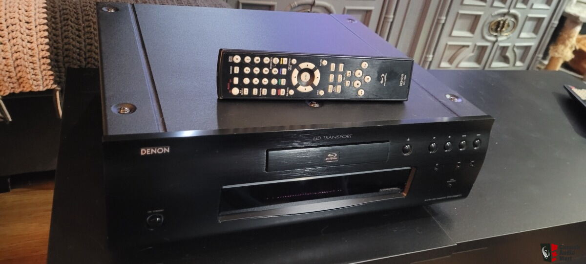 Denon DVD-2500BTCI blu-ray transport. With remote. Excellent low hrs ...