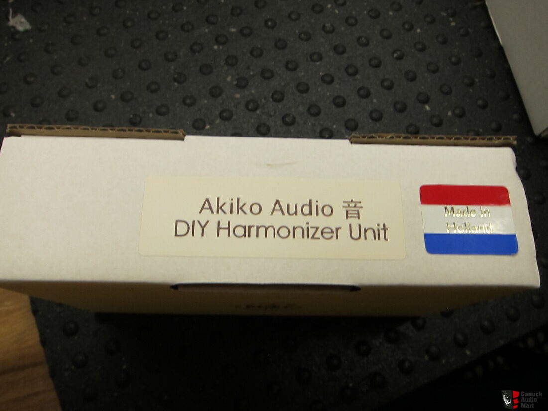 Akiko Audio Fuse Box Unit Pro. Retail is $450 Photo #4842831 - Canuck ...