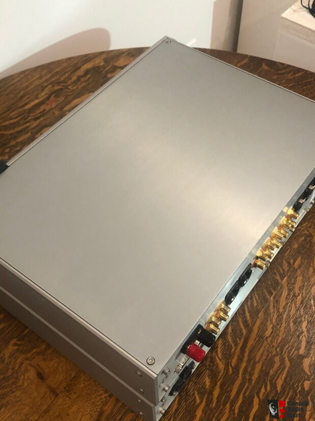 PASS LABS XP-20 Preamplifier Photo #4848296 - Canuck Audio Mart