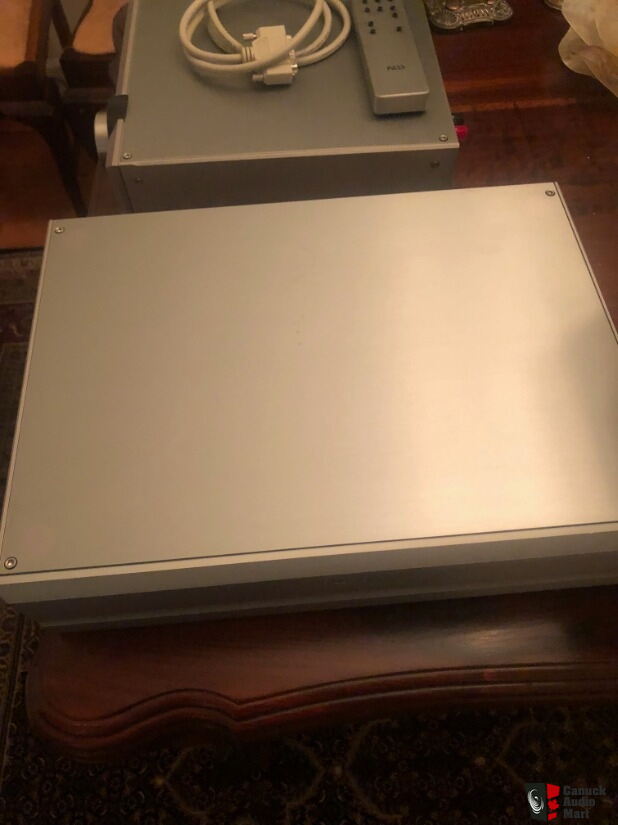 PASS LABS XP-20 Preamplifier Photo #4848295 - Canuck Audio Mart
