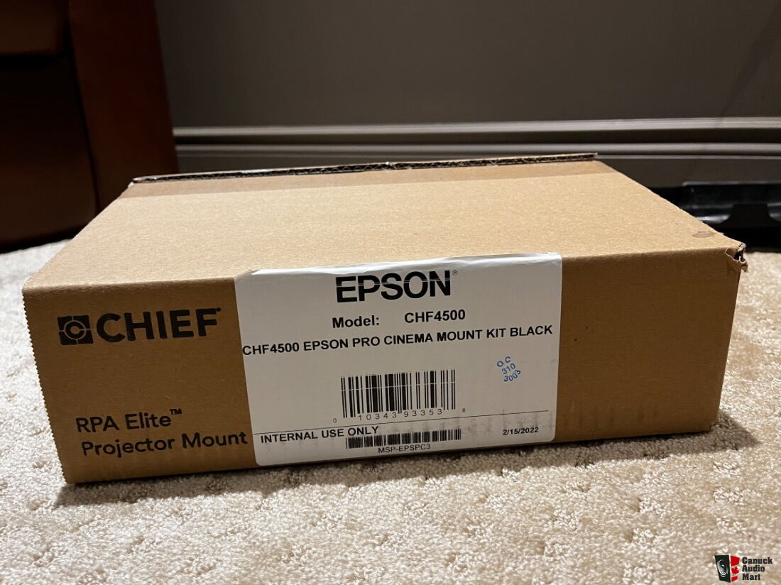 Epson Pro Cinema 6050UB 4K Projector Photo #4850469 - Canuck Audio Mart
