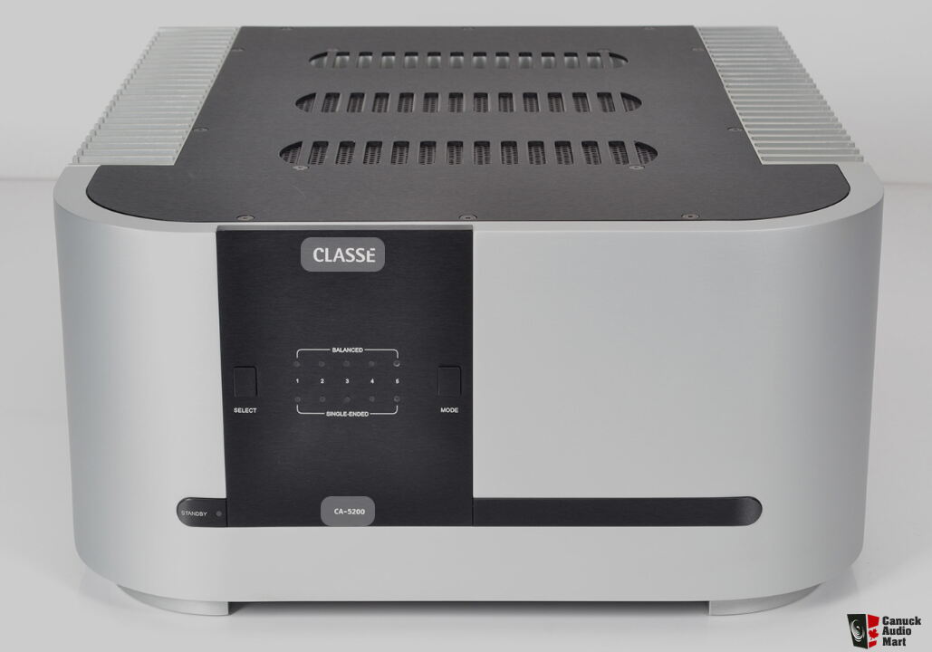 Classe CA-5200 Amplifier 5 channels Photo #5561369 - Canuck Audio Mart
